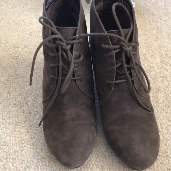 Clarks | Shoes | Clarks Artisan Gray Suede Wedge Boots | Poshmark